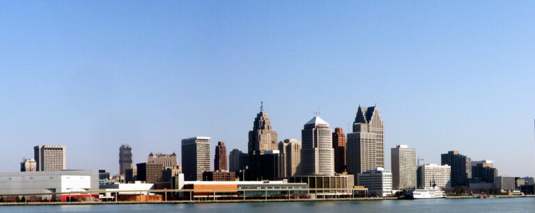 IBEW ‘Angels’ Brighten Detroit Woman’s Dark, Cold Home - International ...